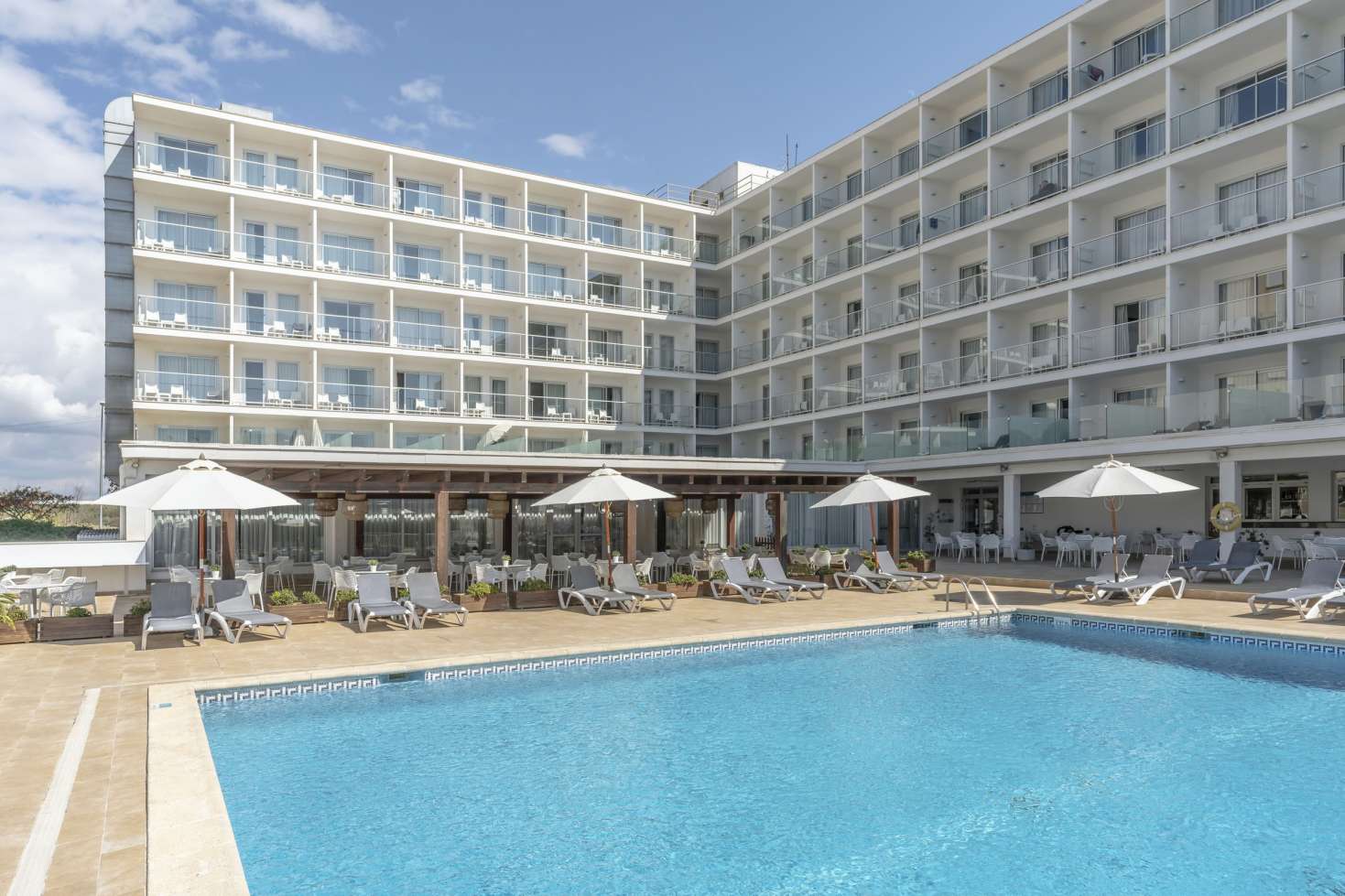 Alua Leo, Majorca | Blue Bay Travel