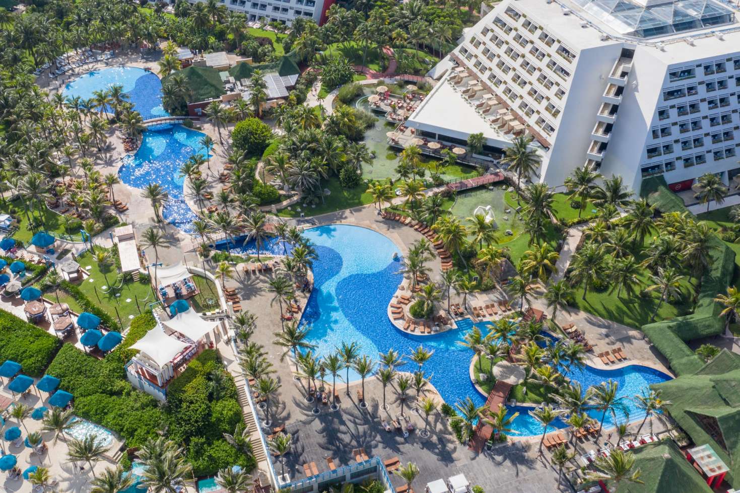 The Pyramid Cancun, Mexico | Blue Bay Travel