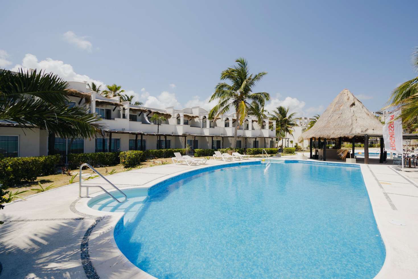 VR CLUB Tulum Riviera Beach Resort, Mexico | Blue Bay Travel